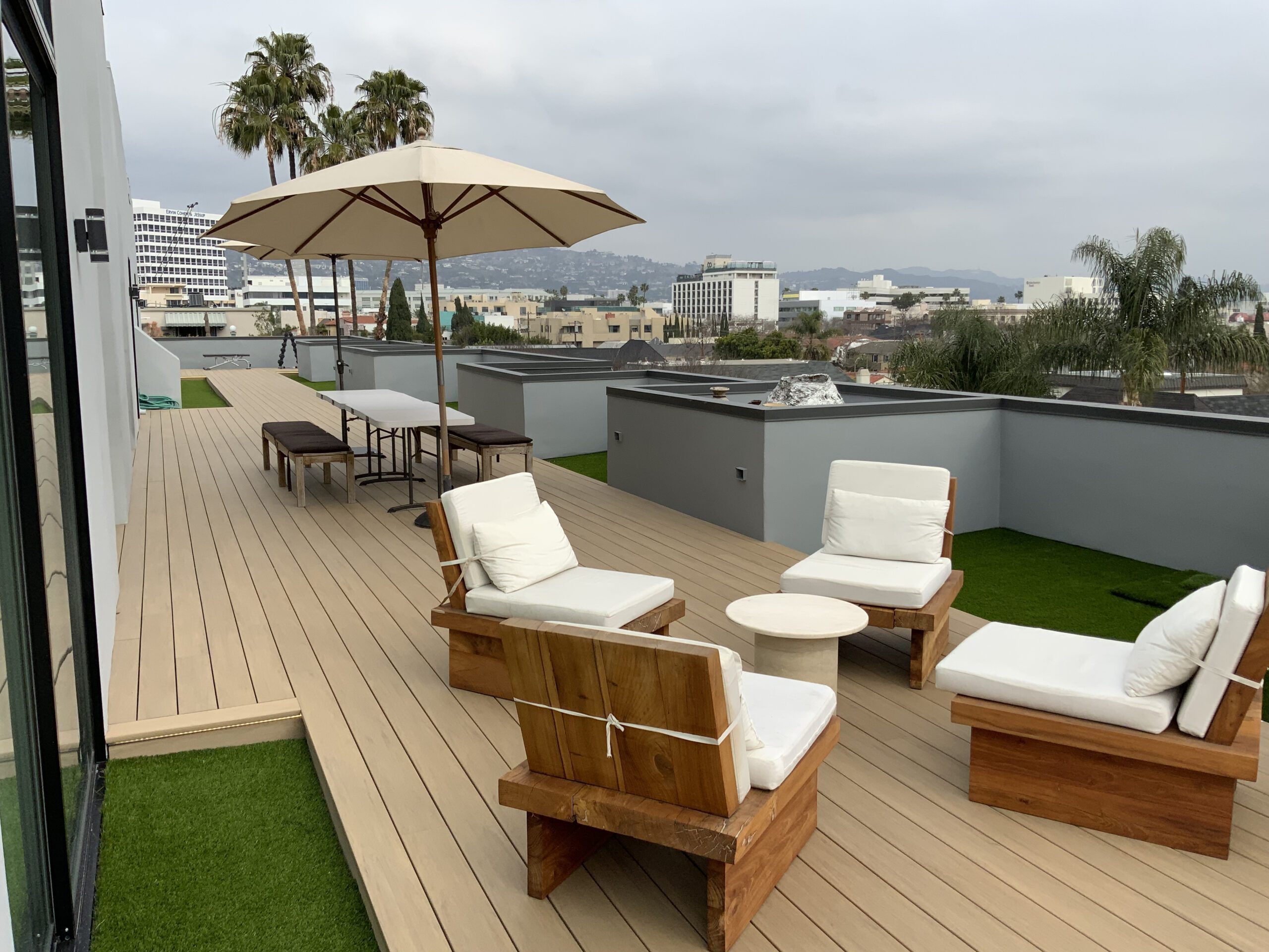 Composite Decking : Durable, Low Maintenance Solutions in LA