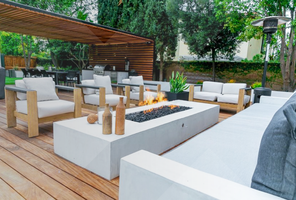 Top-Rated Decking Builder: Why You Should Choose LA Decks